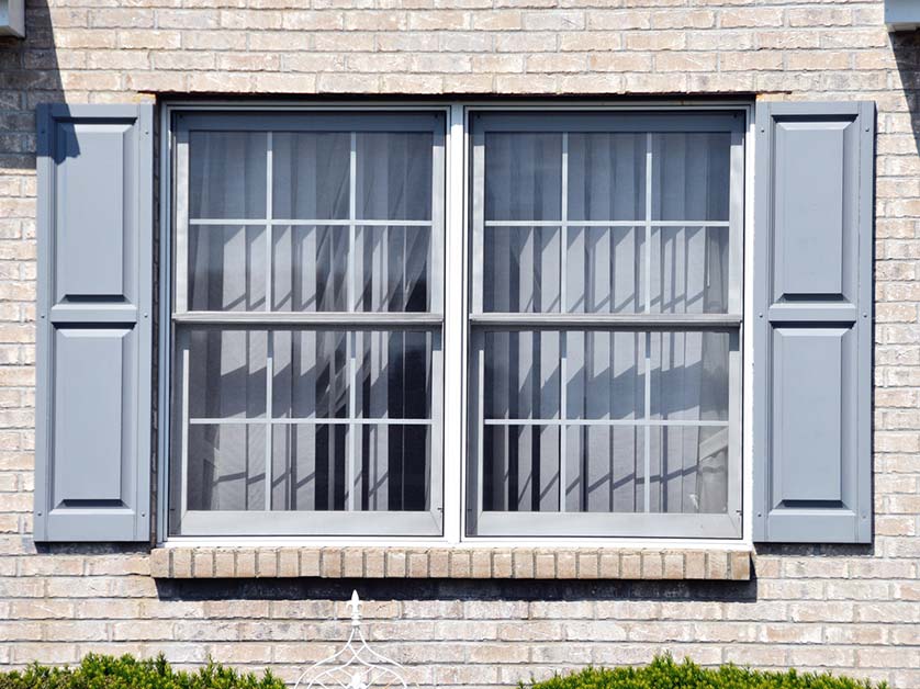 What Causes Discoloration in Windows?